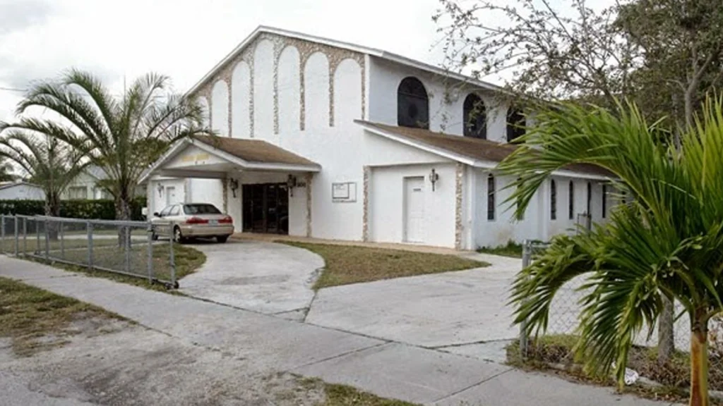 Bait-un-Naseer Mosque – Miami – Visit A Mosque